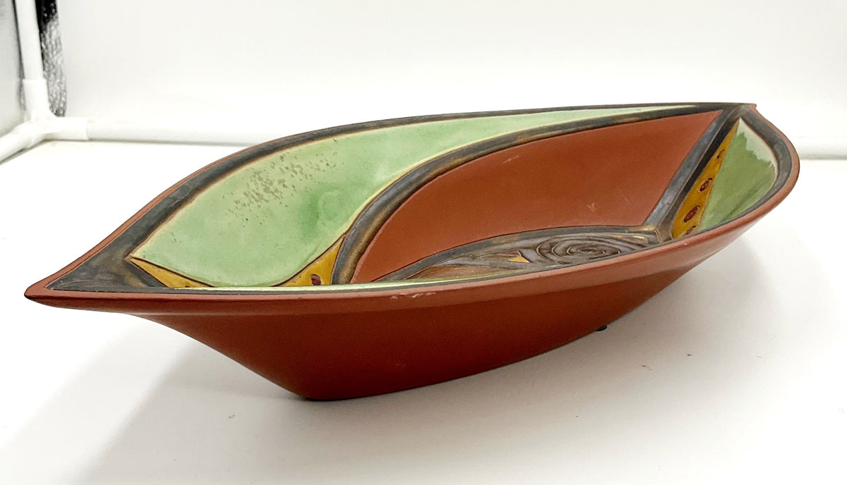 Elliptical Pottery Bowl – Queen Bee Creations Home